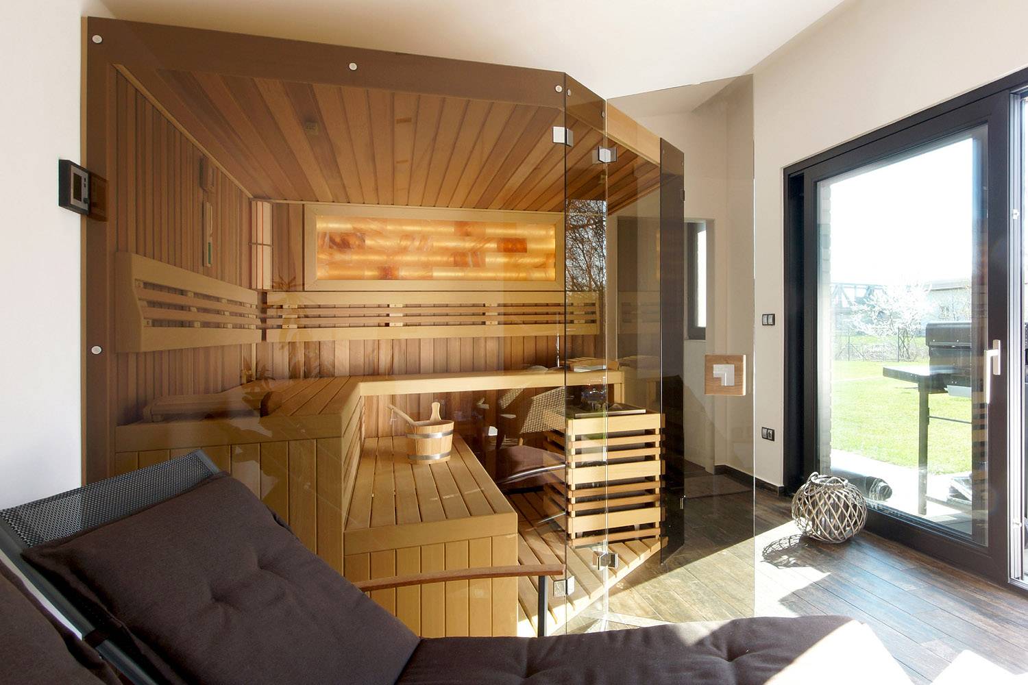 Rohové sauny a infrasauny | SaunaSystem